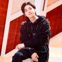 BTS:CHOEAEDOL - Hottest idol community